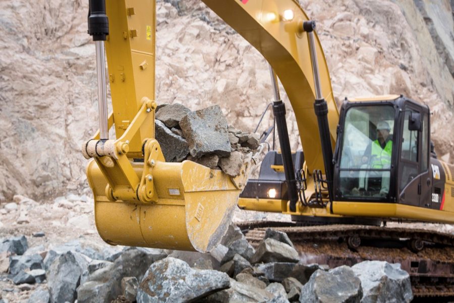 How to Choose the Right Heavy Equipment for Your Job Site | N C Machinery